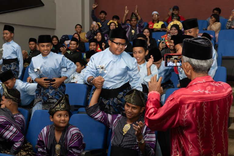 PERTANDINGAN KOMPANG GEMA ADAT DAN WARISAN PAHANG 2025 SEMARAKKAN SENI ...